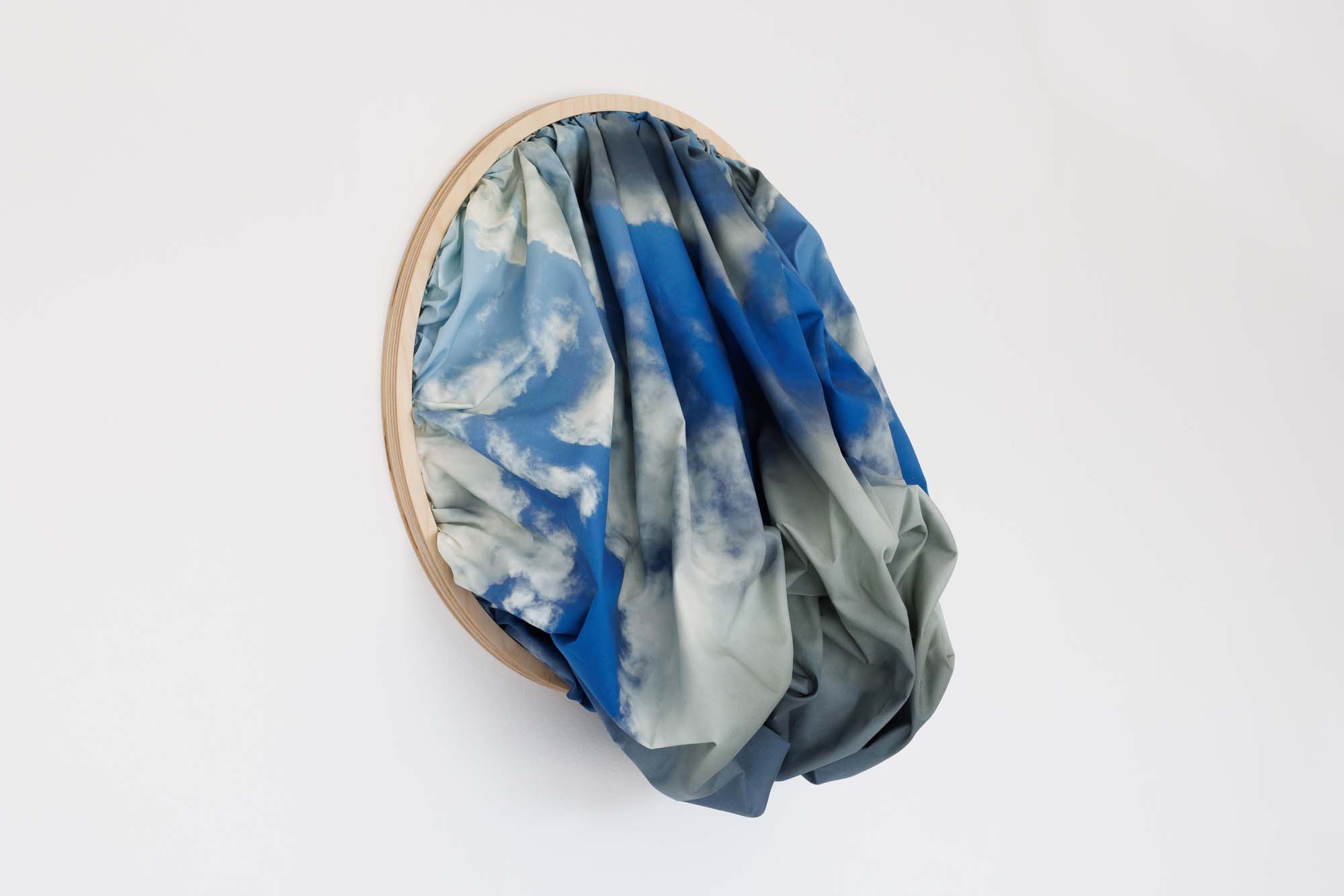 Dimensions Variable – Dimensions Variable (DV) is an exhibition space in Miami committed to the ...