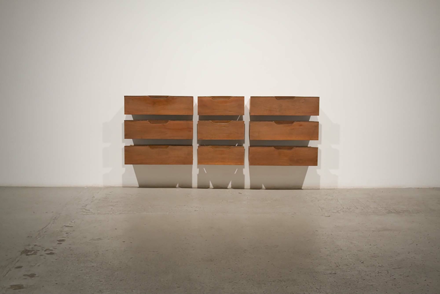 Dimensions Variable – Dimensions Variable (DV) is an exhibition space in Miami committed to the ...